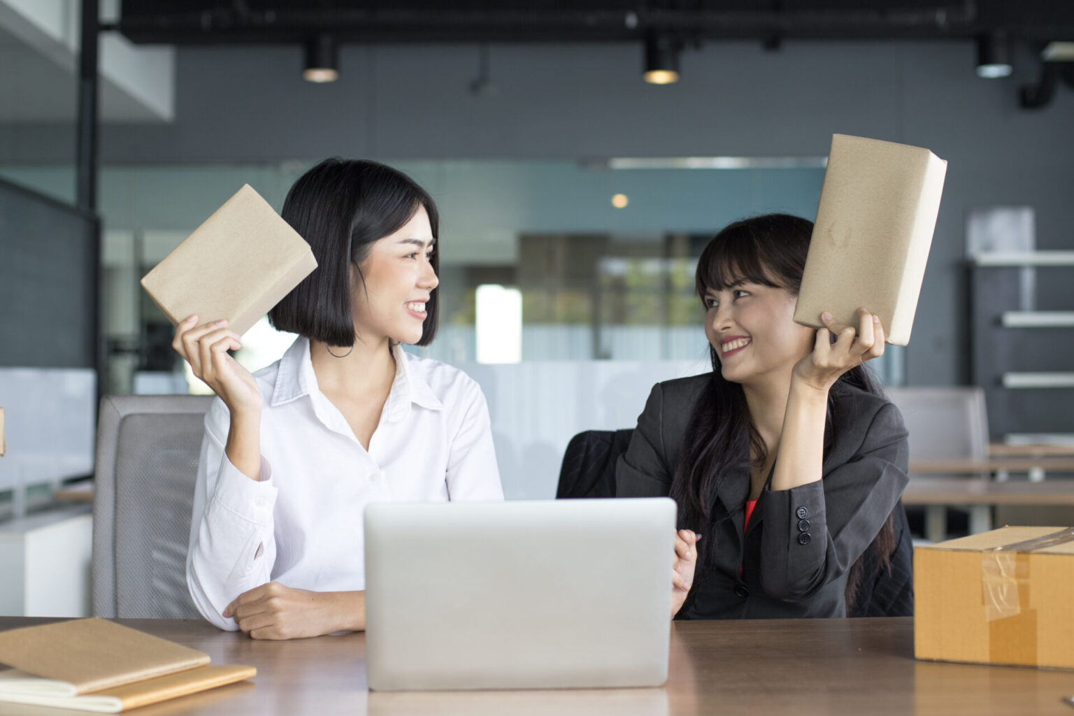 ビールゲームとは？ルールや実施の流れ、活用例を紹介 | ビジネスゲーム研修.com